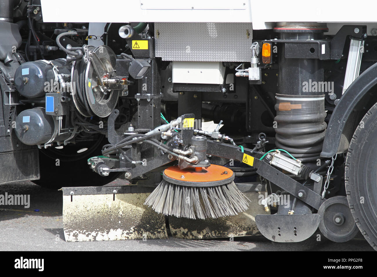 Mechanical Street Sweeper Stock Photos & Mechanical Street Sweeper ...
