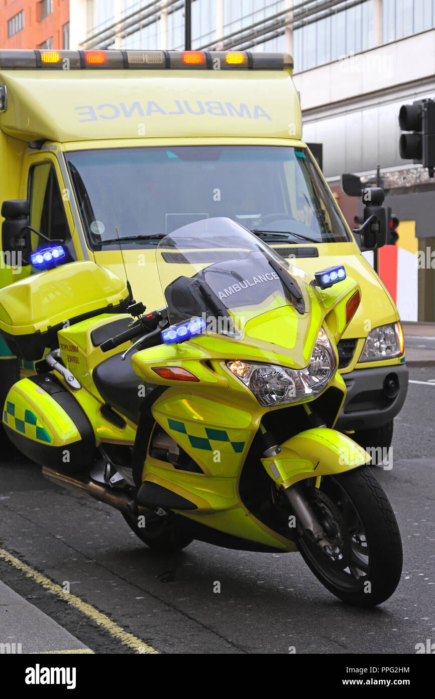 Ambulance motorcycle and van at London streets Stock Photo - Alamy