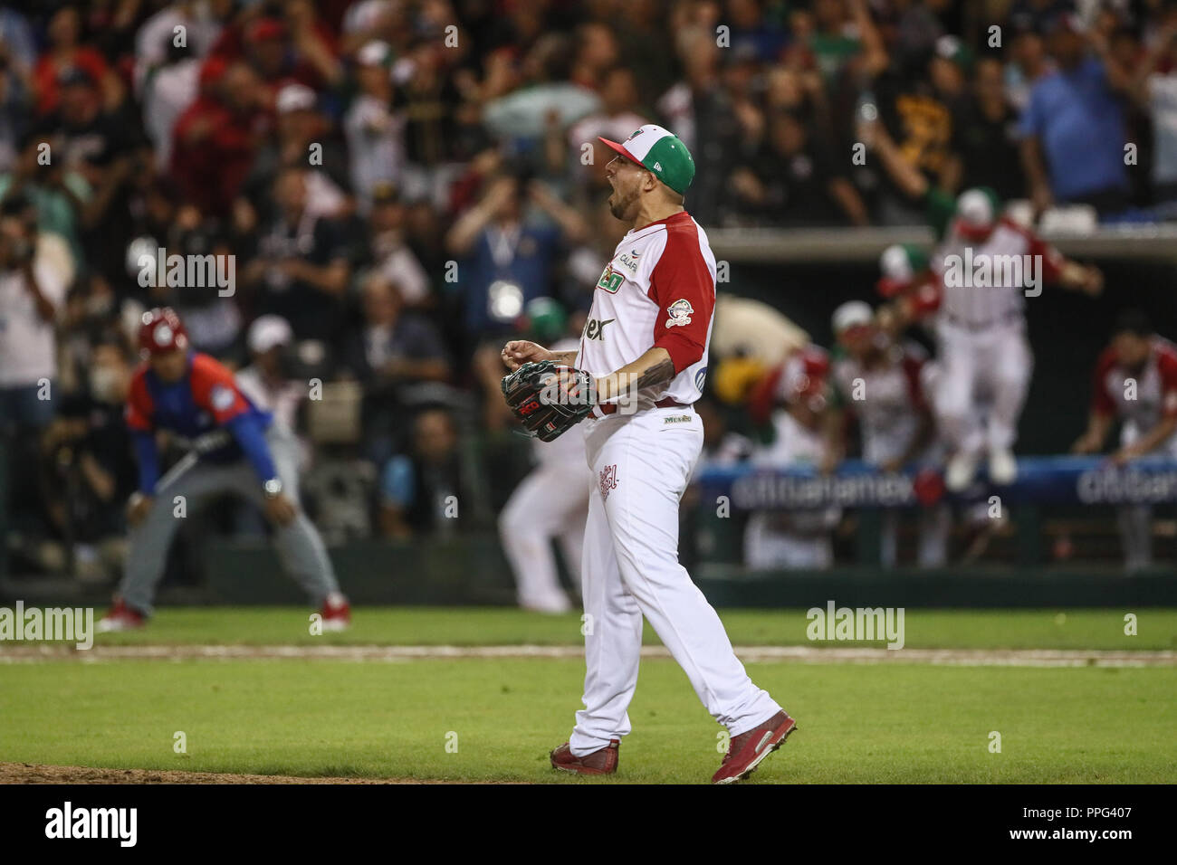 Con un ponche del relevista Jake Sanchez, Mexico gana 1 carrera por ...