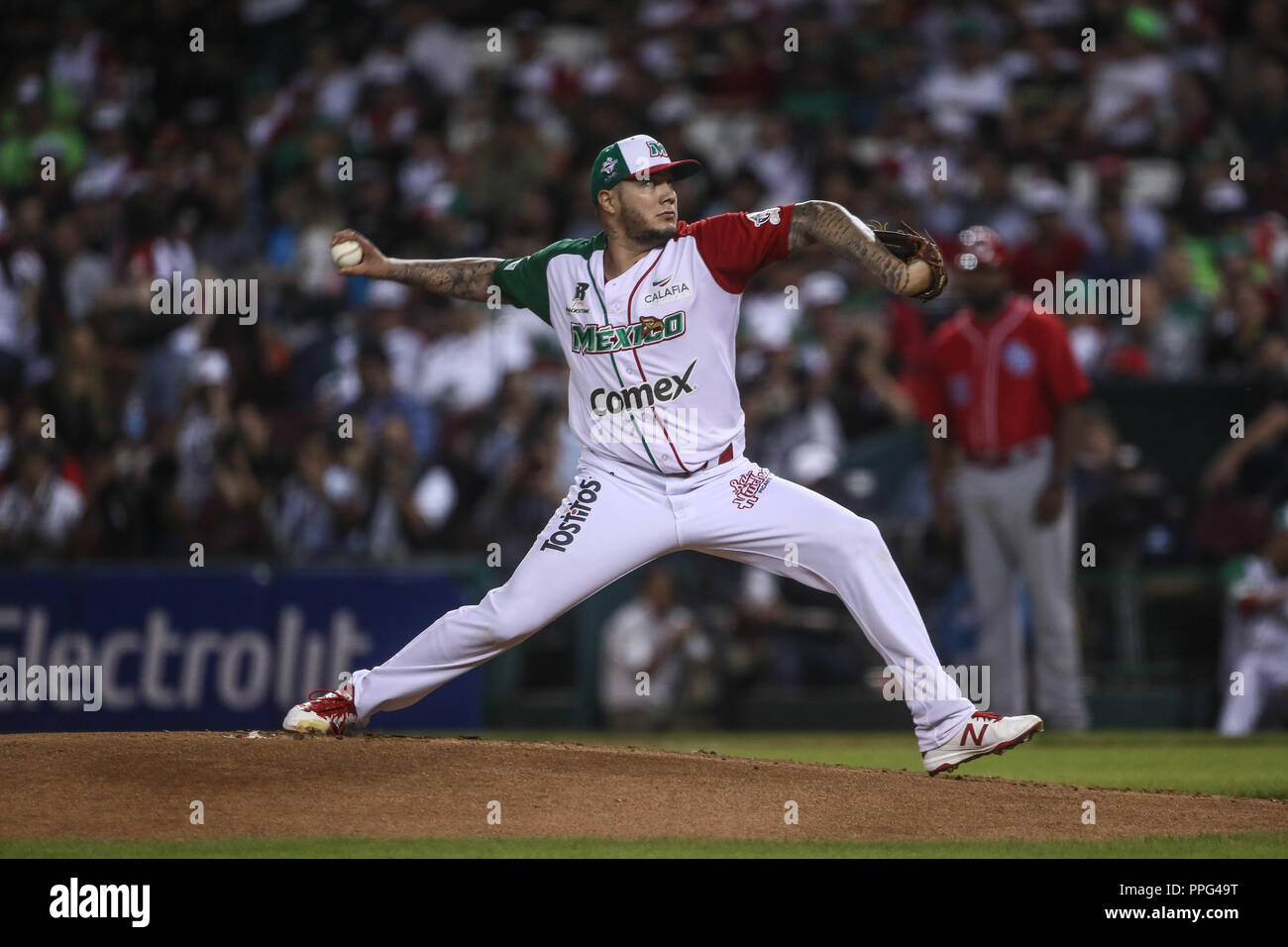 Hector Velazquez pitcher finical de las Aguilas de Mexicali de Mexico ...