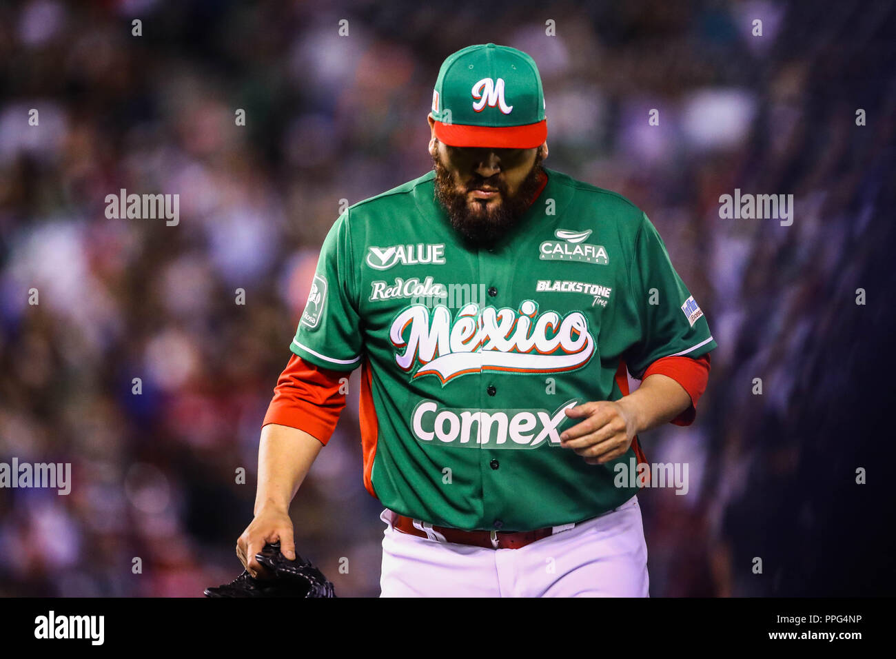 Edgar Gonzalez, starting pitcher of the Tomateros of Culiacan de Mexico ...