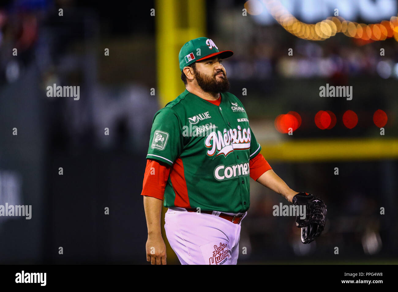 Edgar Gonzalez, starting pitcher of the Tomateros of Culiacan de Mexico ...