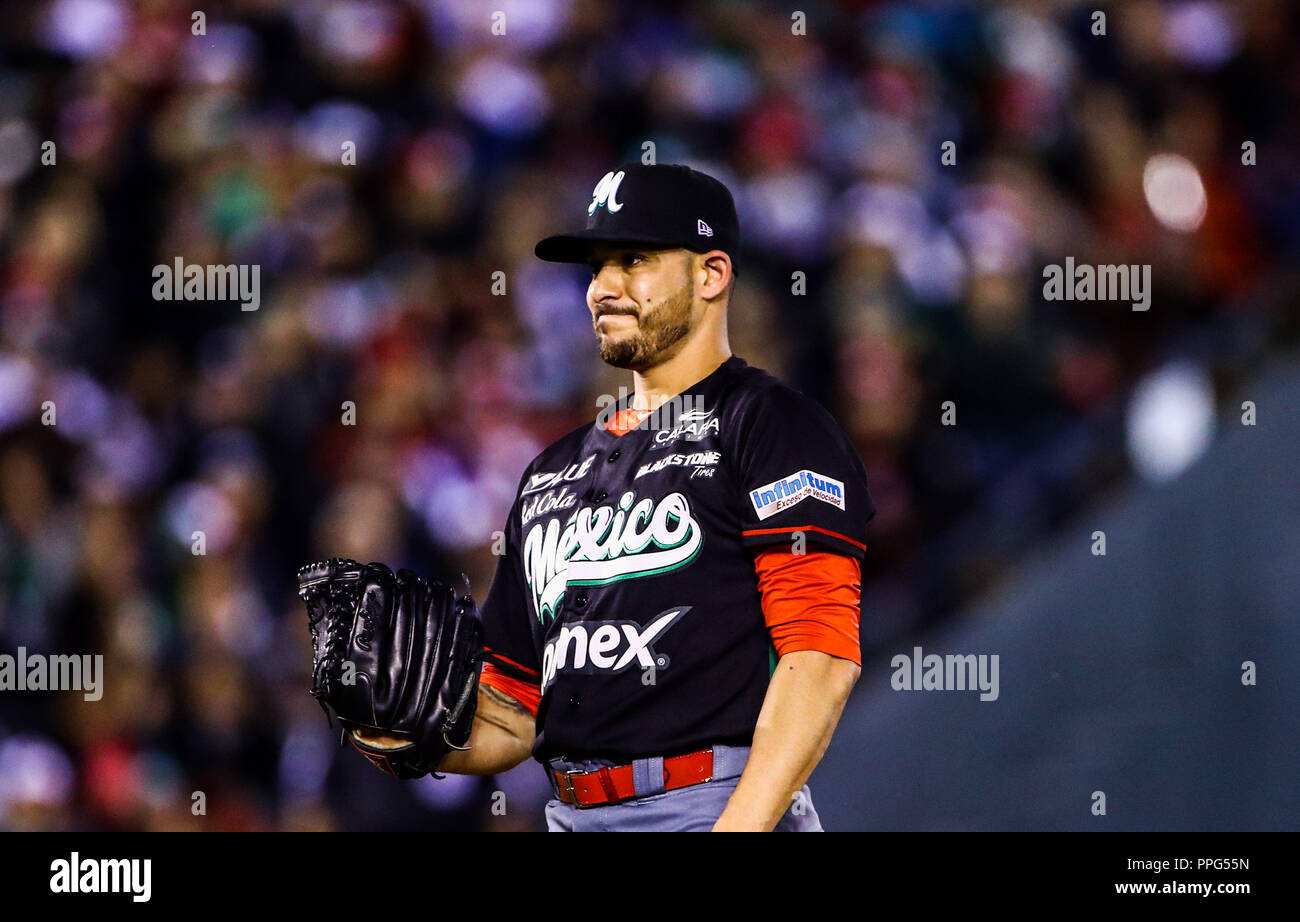 Hector Daniel Rodriguez pitcher abridor , durante el segundo día de ...