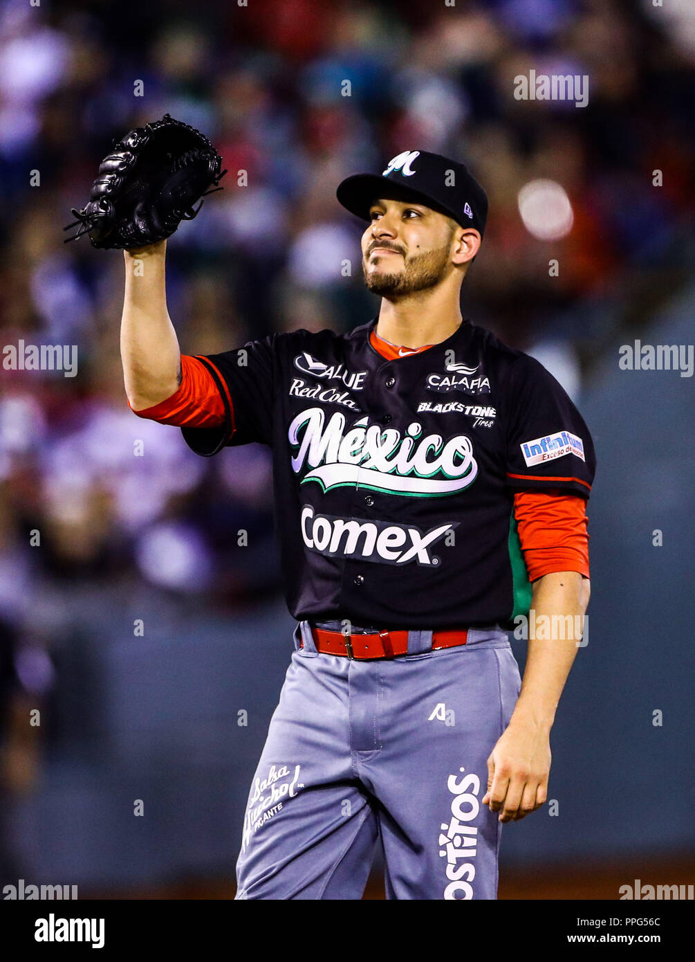 Hector Daniel Rodriguez pitcher abridor , durante el segundo día de ...