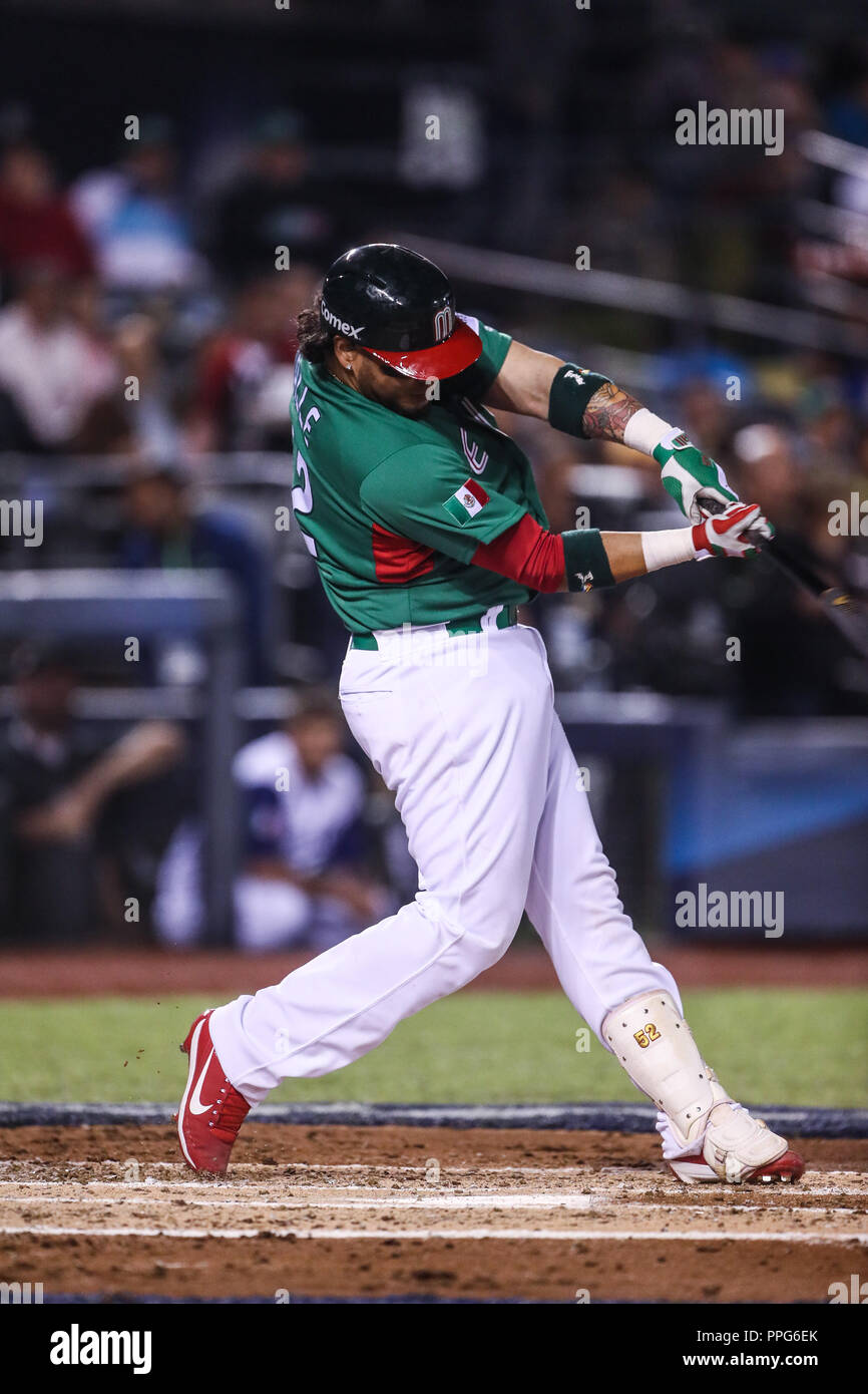 Sebastian Valle de Mexico, durante el partido de Mexico vs Italia ...