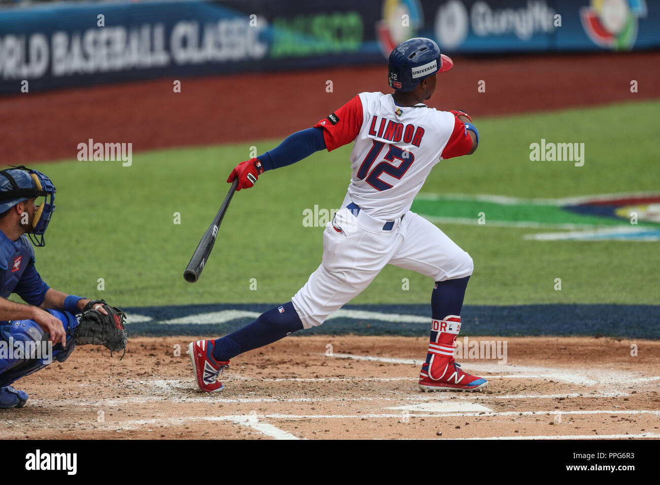 Francisco Lindor Puerto Rico , durante el partido entre Italia vs ...