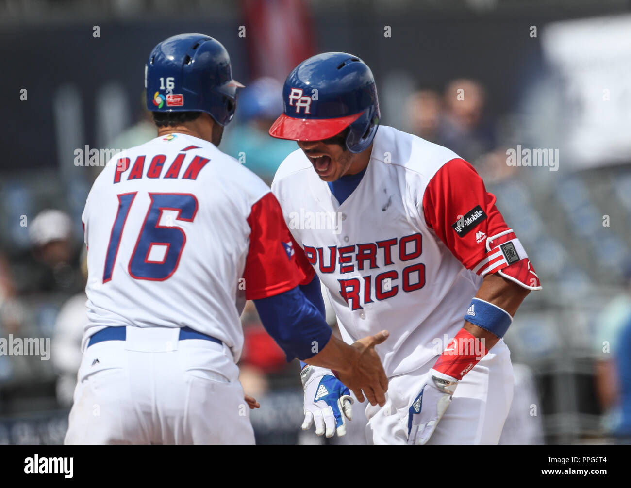 Carlos Correa de Puerto Rico, durante el partido entre Italia vs Puerto ...