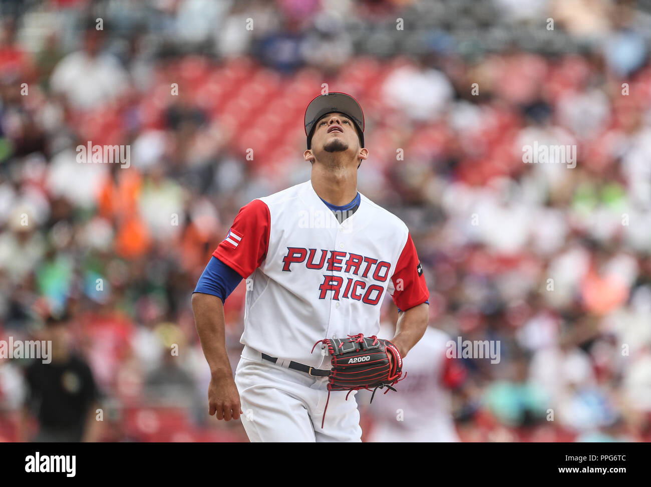 Derecho de base hi-res stock photography and images - Alamy