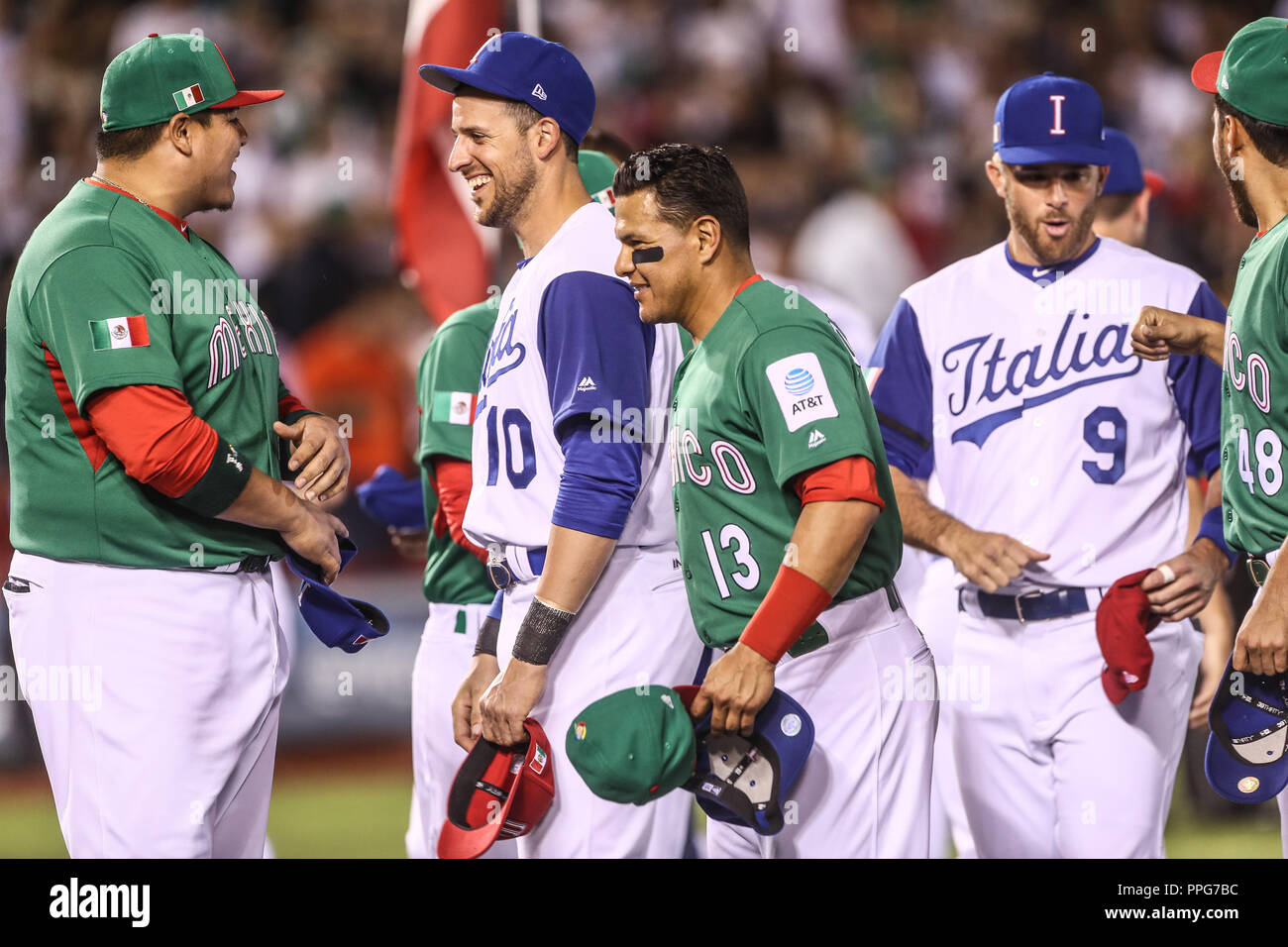 Japhet Amador, Alex Liddi de italia y Manny Rodriguez (13). Aspectos ...