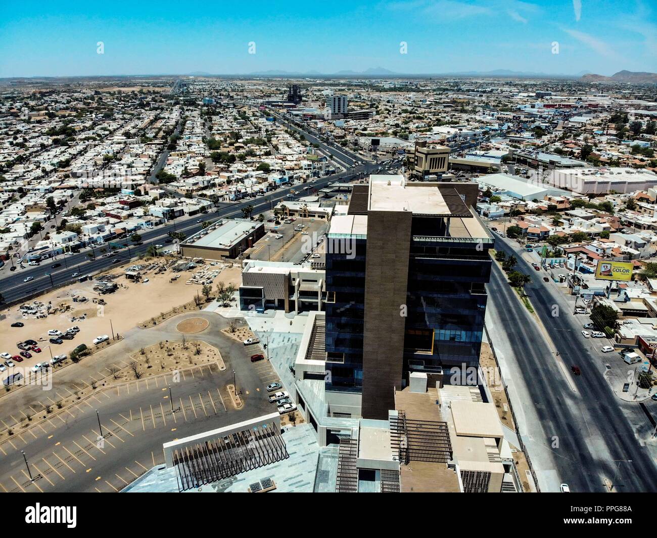 Metrocentro Tower in Hermosillo, Sonora. commercial center and business ...