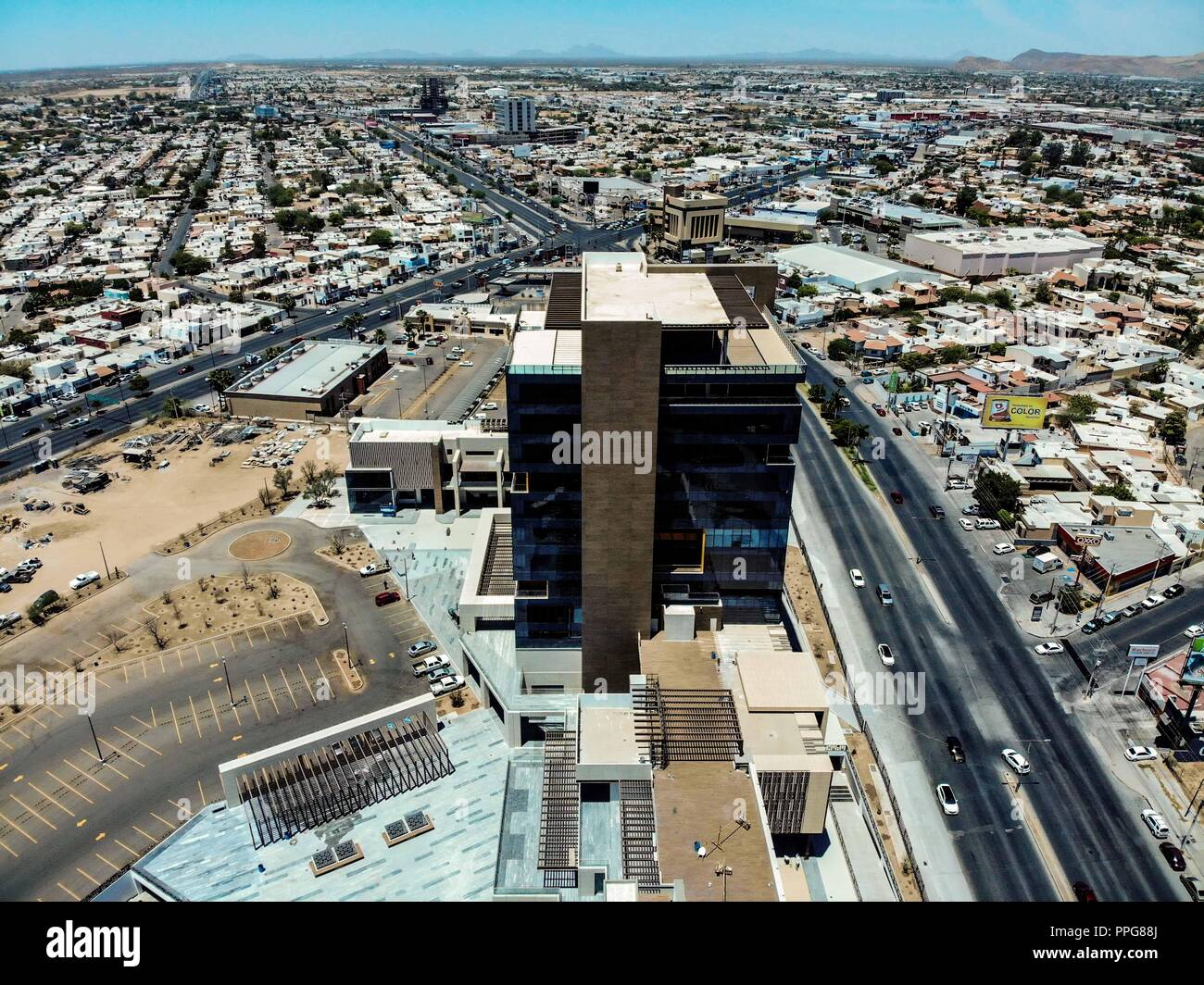 Metrocentro Tower in Hermosillo, Sonora. commercial center and business ...