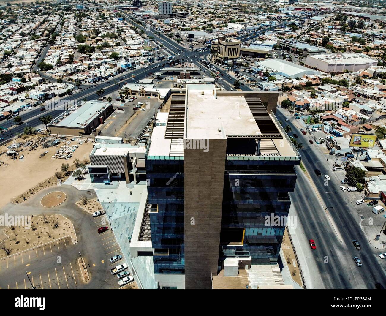 Metrocentro Tower in Hermosillo, Sonora. commercial center and business ...