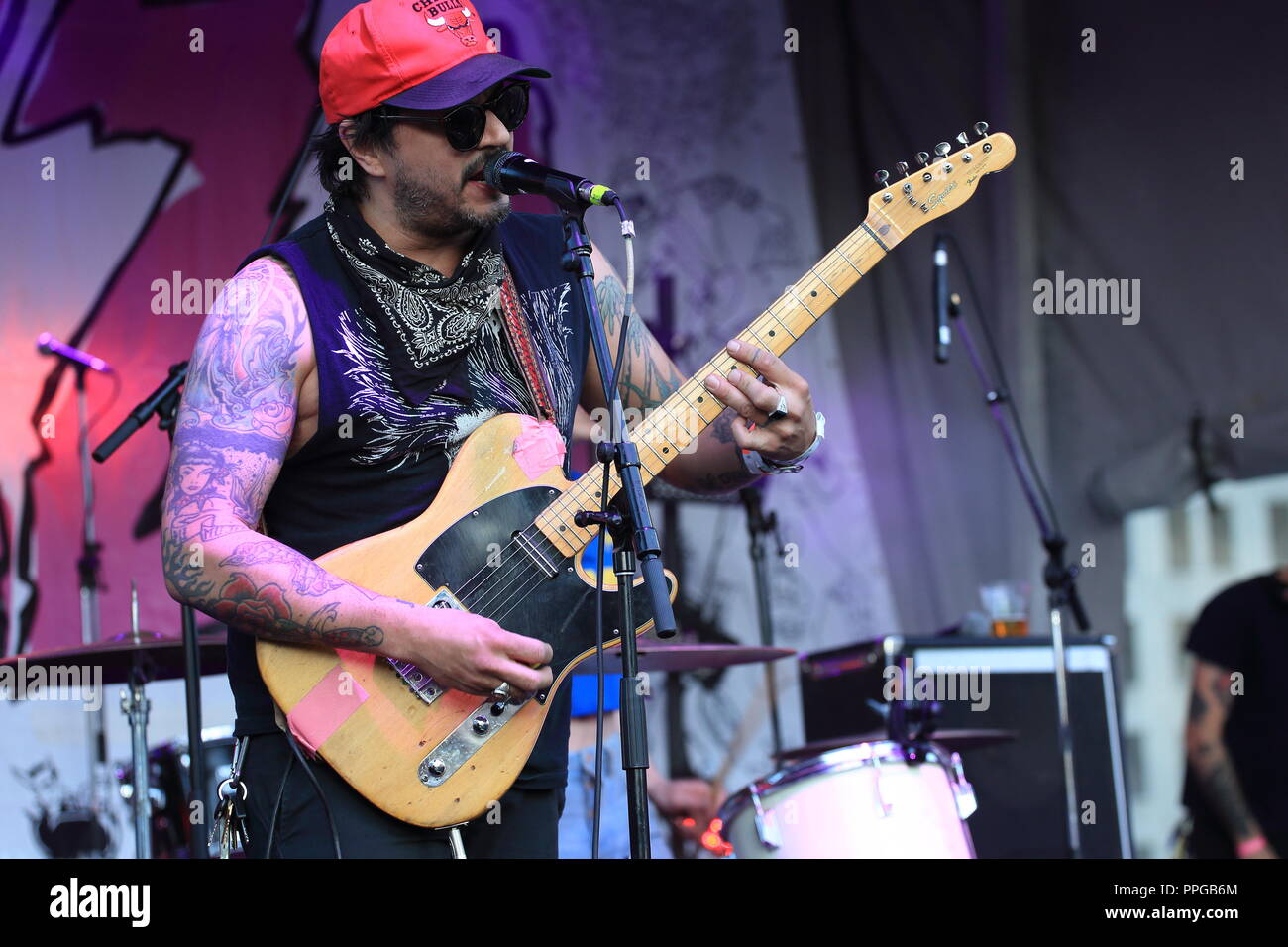 Punk rock band hi-res stock photography and images - Alamy