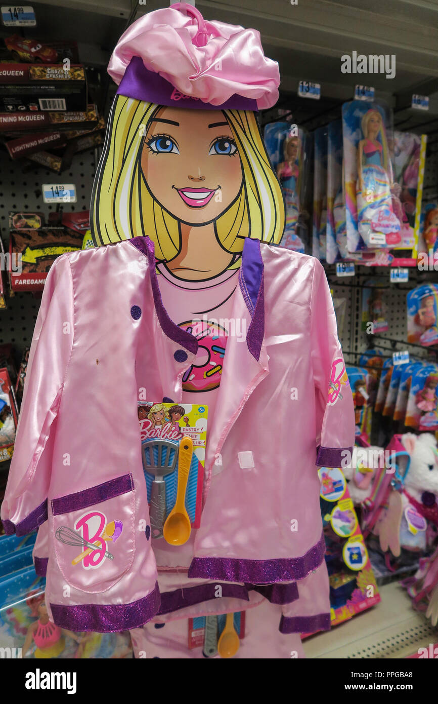 Girls section toys hi-res stock photography and images - Alamy