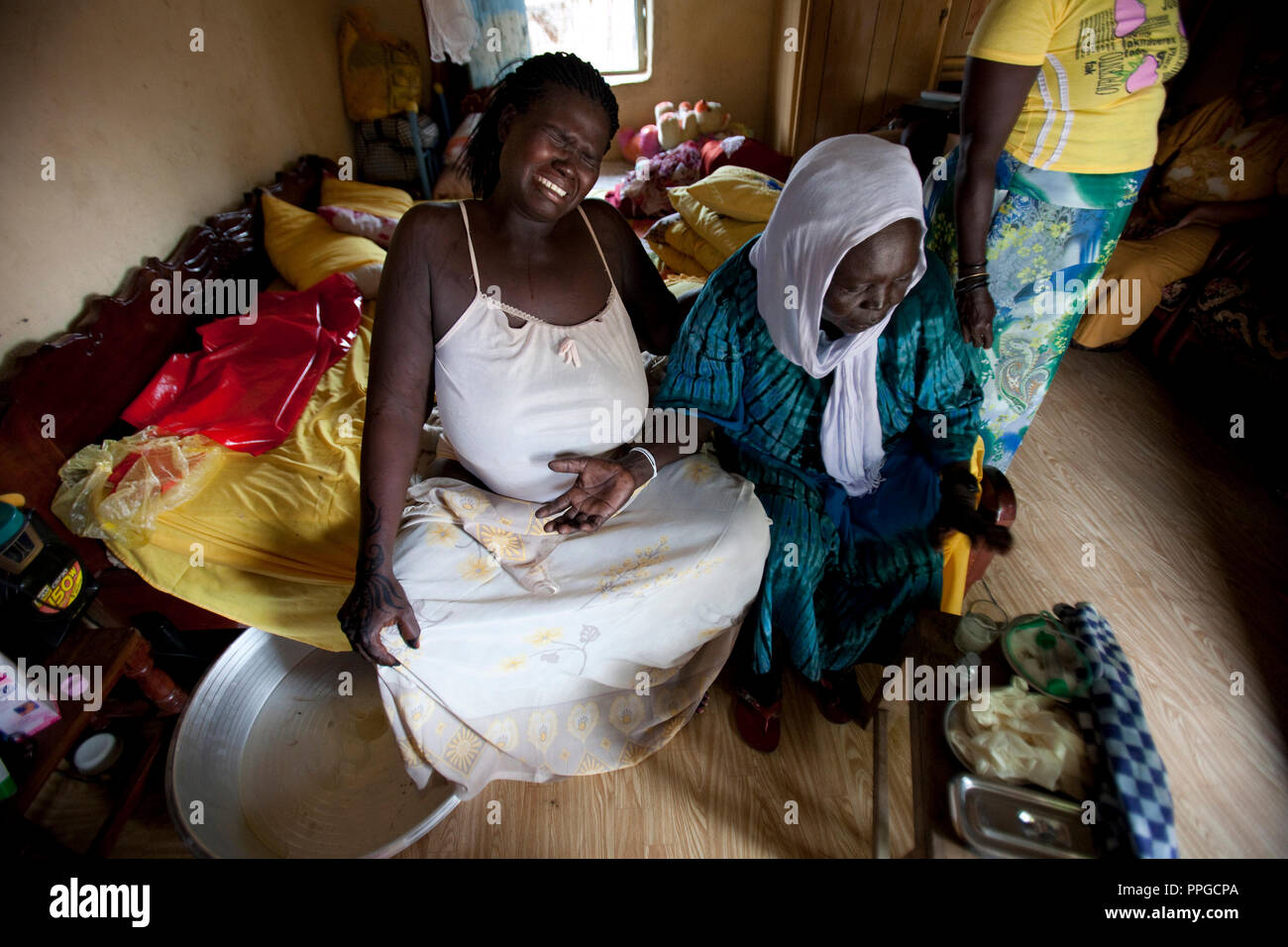 Muslim Midwife High Resolution Stock Photography and Images - Alamy
