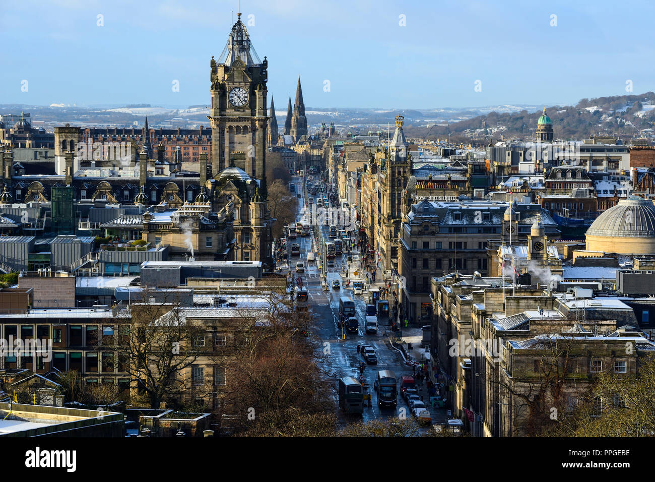 Scottish street snow hi-res stock photography and images - Alamy