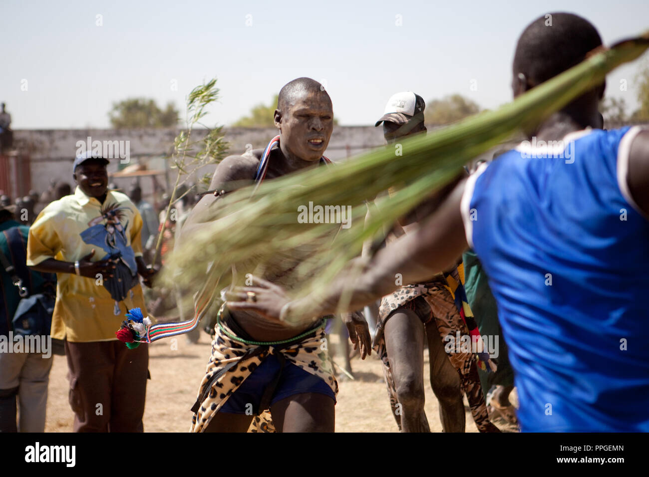 South sudanese wrestlers hi-res stock photography and images - Alamy