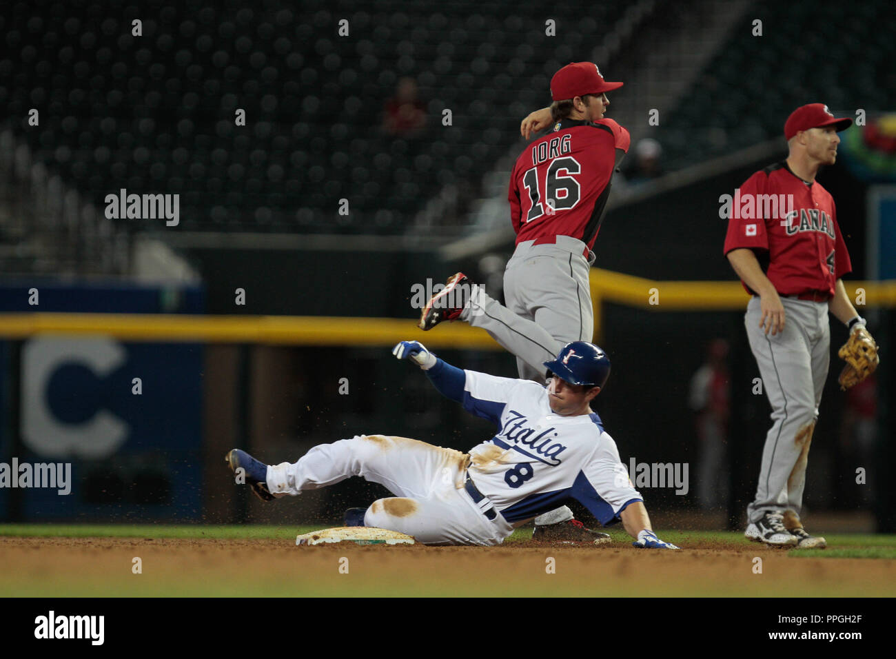 Punto puesto hi-res stock photography and images - Alamy