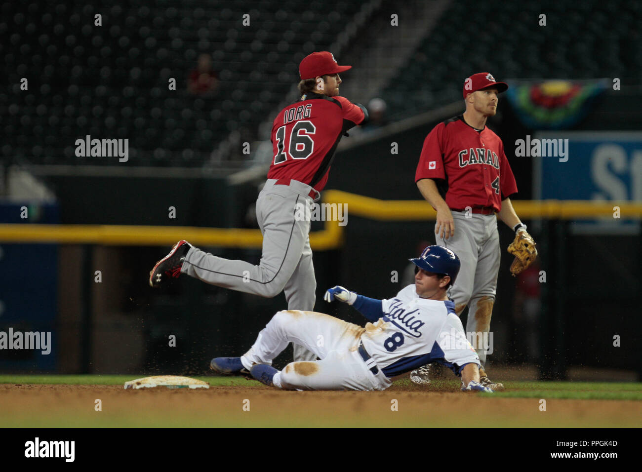 Punto puesto hi-res stock photography and images - Alamy