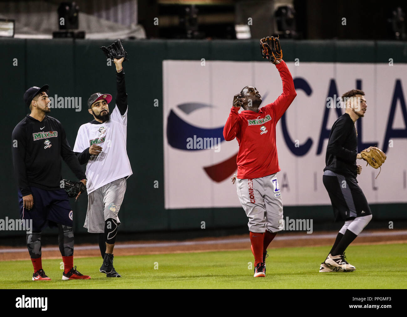 Sergio Romo de Mexico. Aspectos del nuevo estadio de Tomateros de ...
