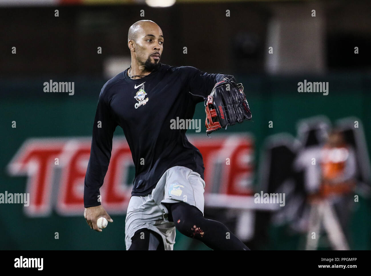 Chris Roberson de Mexico Aspectos del nuevo estadio de Tomateros de ...