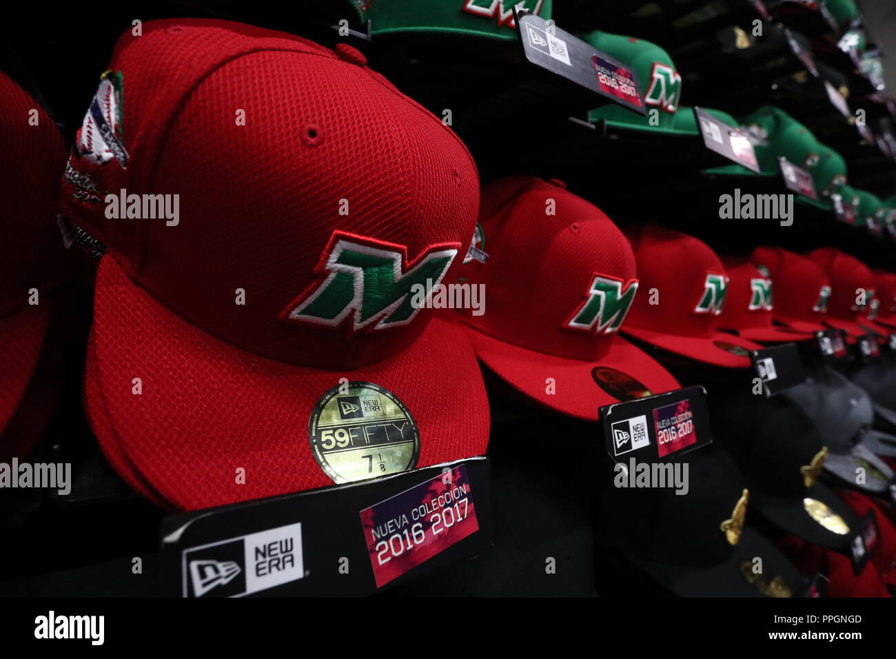 Acciones del partido de Venezuela vs Puerto Rico durante el dia 2 de la ...