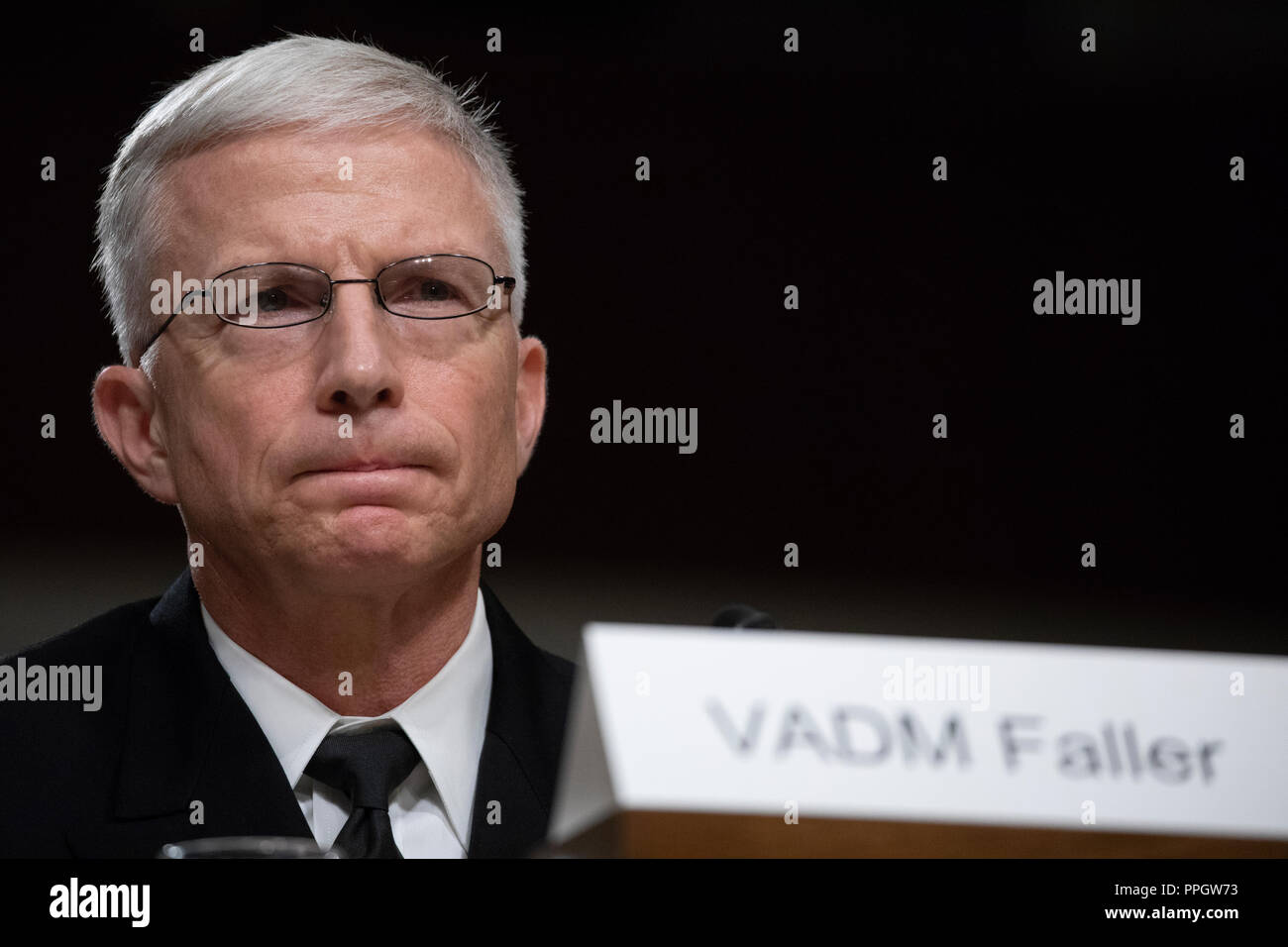 Navy vice admiral craig s faller hi-res stock photography and images ...