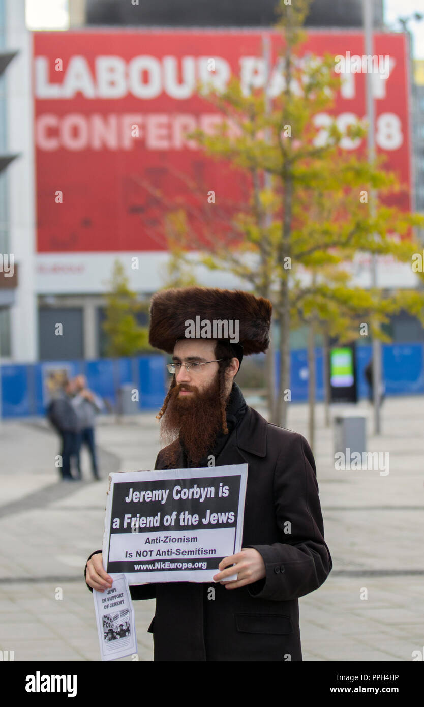 Rabbi yisroel dovid weiss hi-res stock photography and images - Alamy