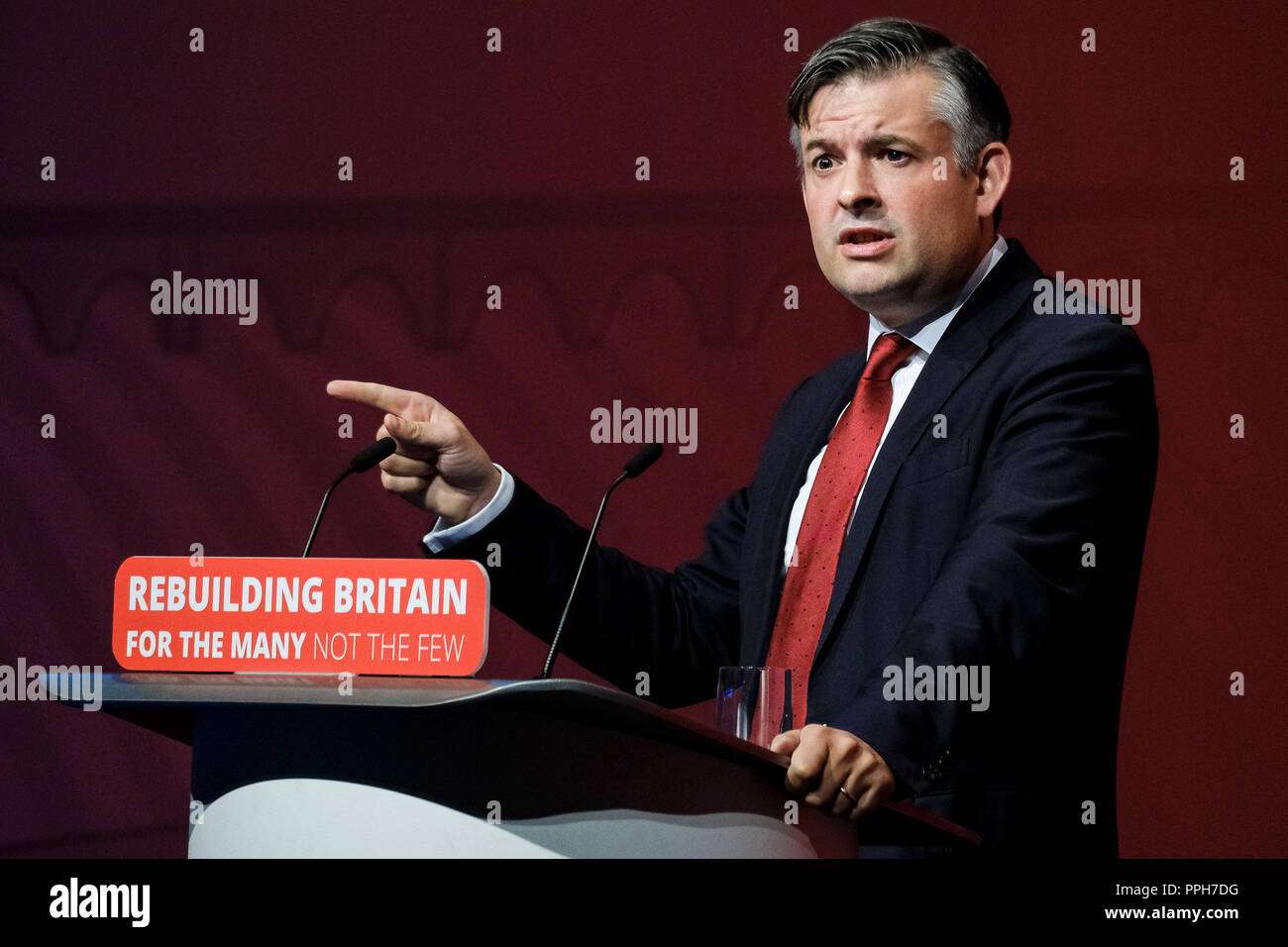 Jonathan edwards mp mp hi-res stock photography and images - Alamy