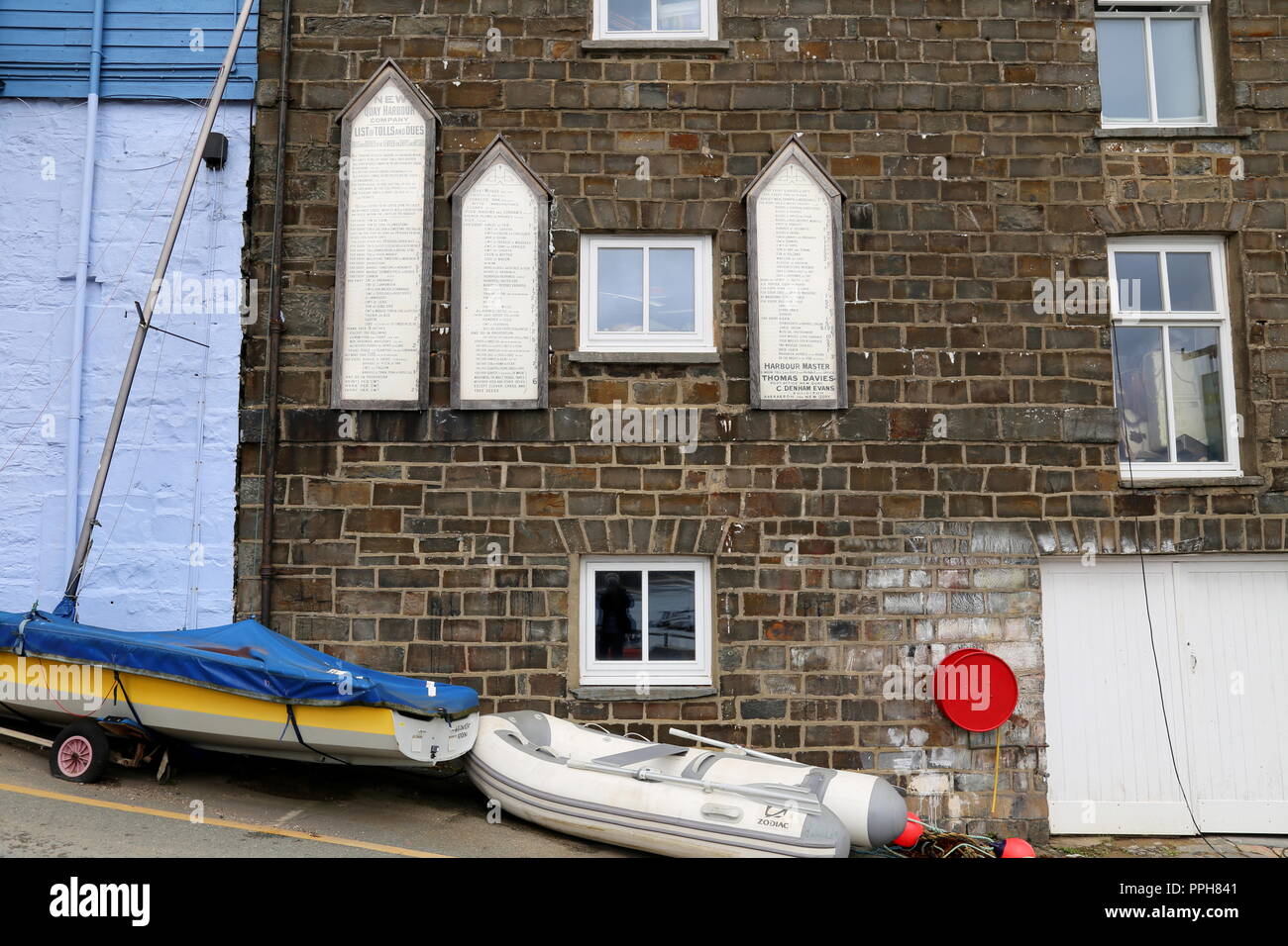 Tolls new quay wales hi-res stock photography and images - Alamy