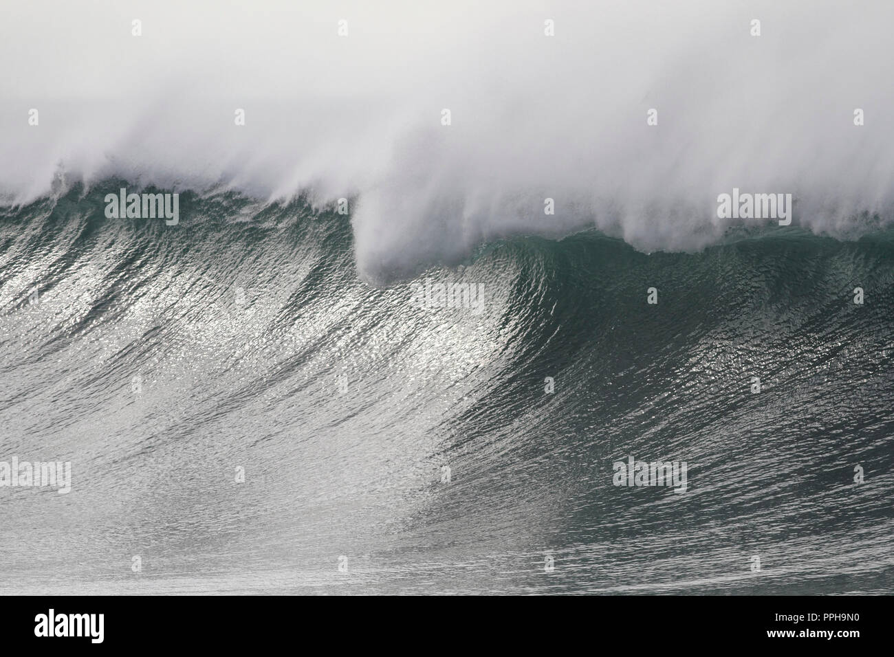 Big wave close up hi-res stock photography and images - Alamy