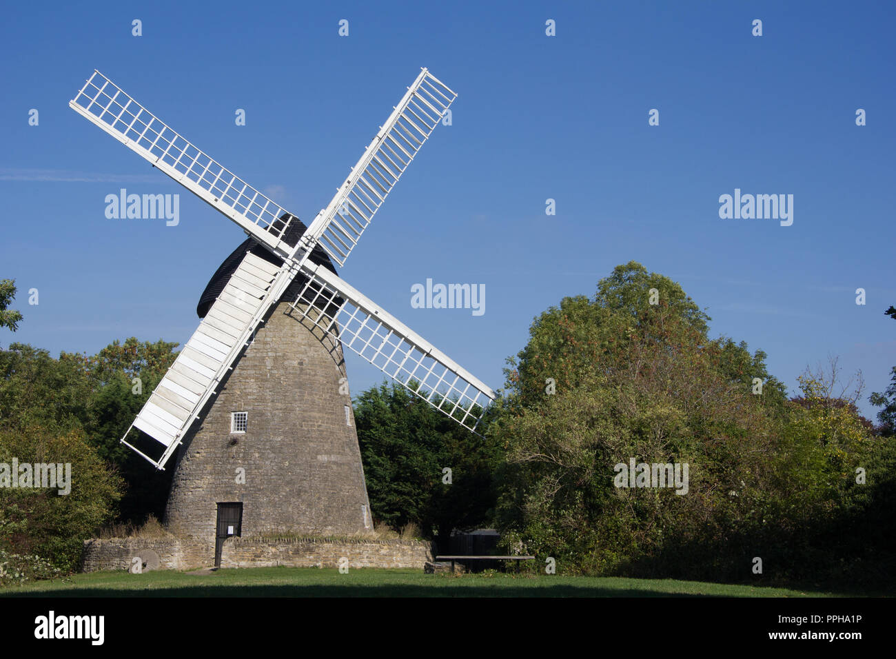 Bradwell windmill milton keynes hi-res stock photography and images - Alamy