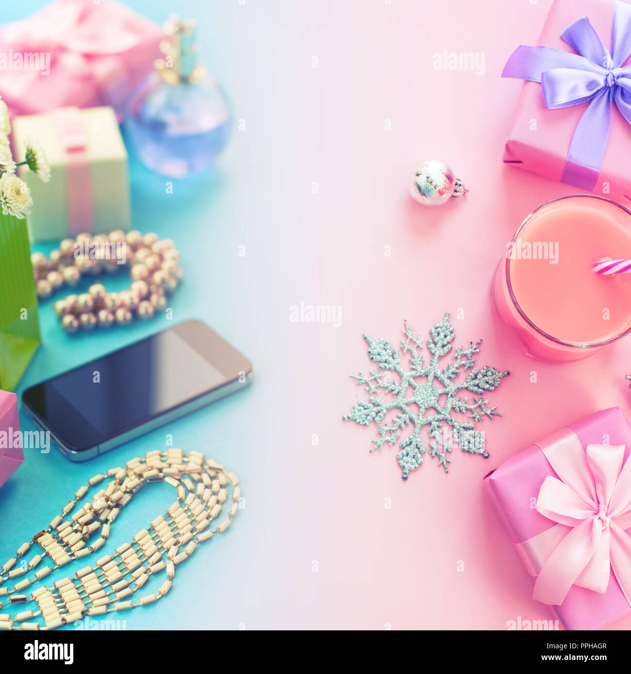 Perfume christmas hi-res stock photography and images - Alamy
