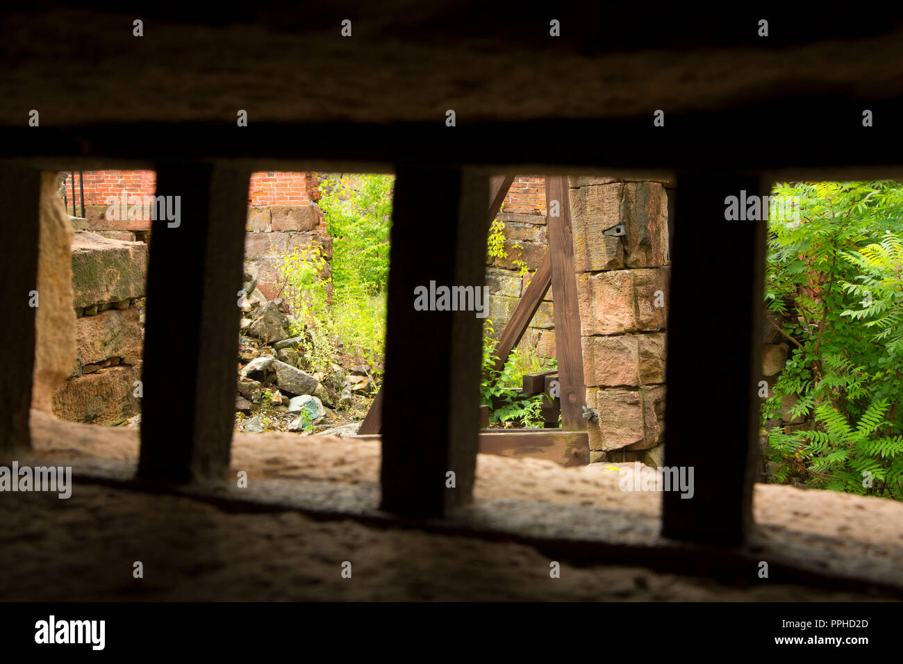 Guardhouse interior window, Old New-Gate Prison & Copper Mine ...