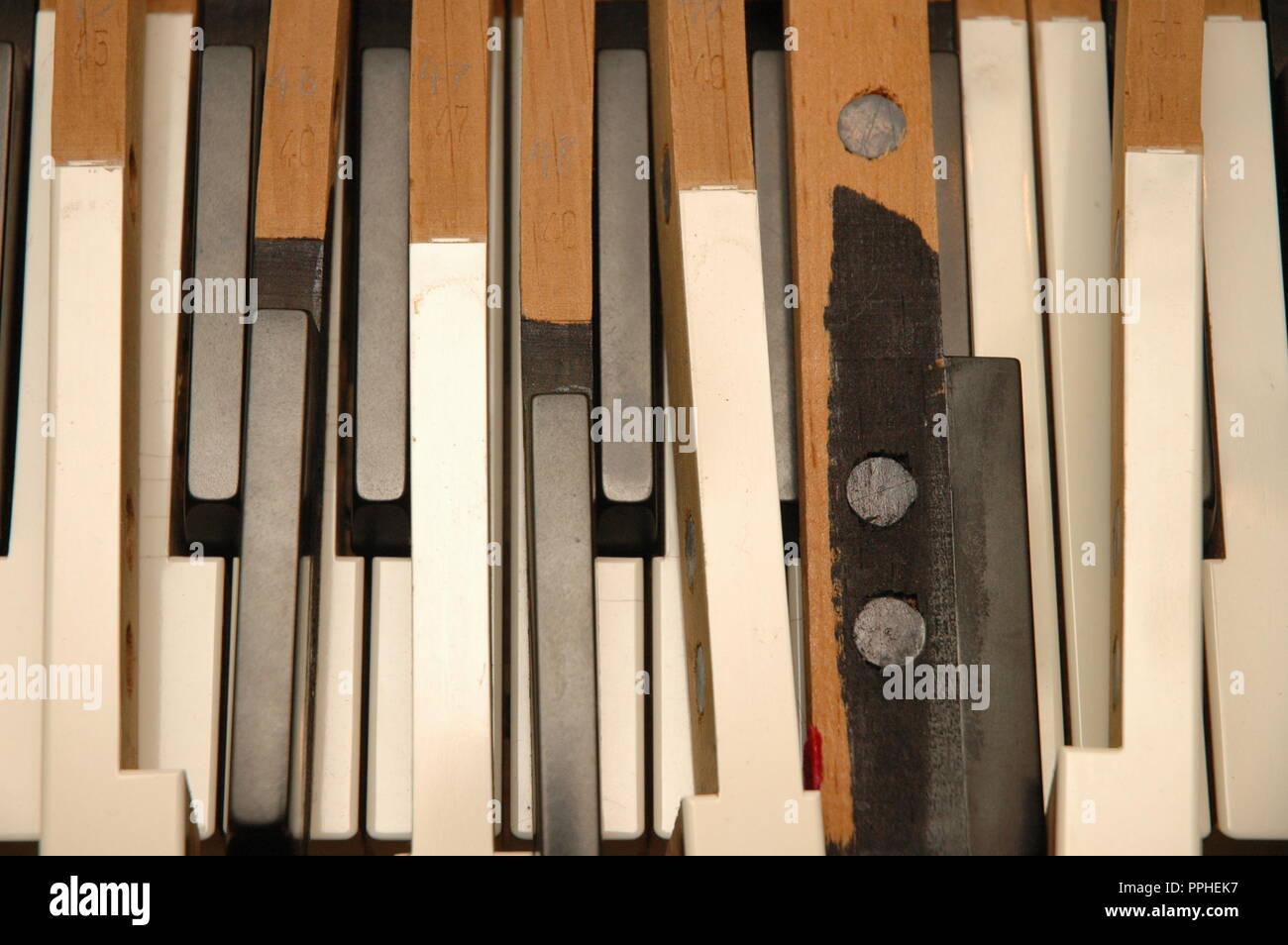 Disassembled Piano Keys Stock Photo - Alamy