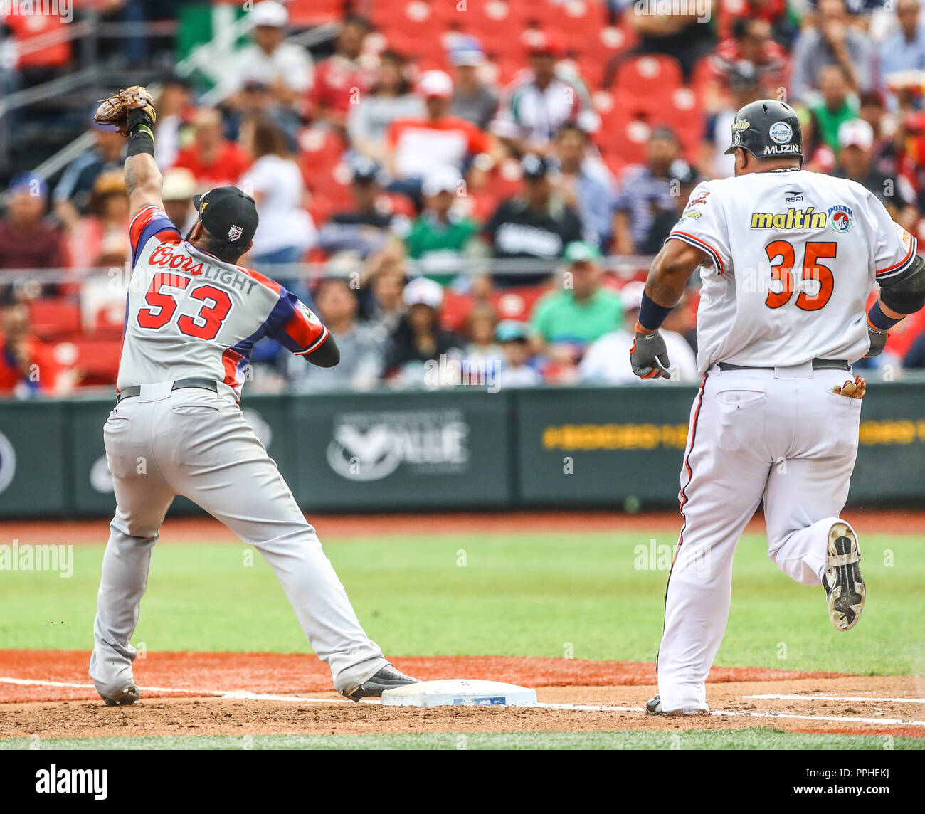 Luis Jimenez (35) de los Caribes de Anzoátegui de Venezuela. Aspectos ...