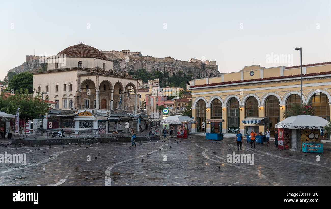 Market athens acropolis hi-res stock photography and images - Alamy