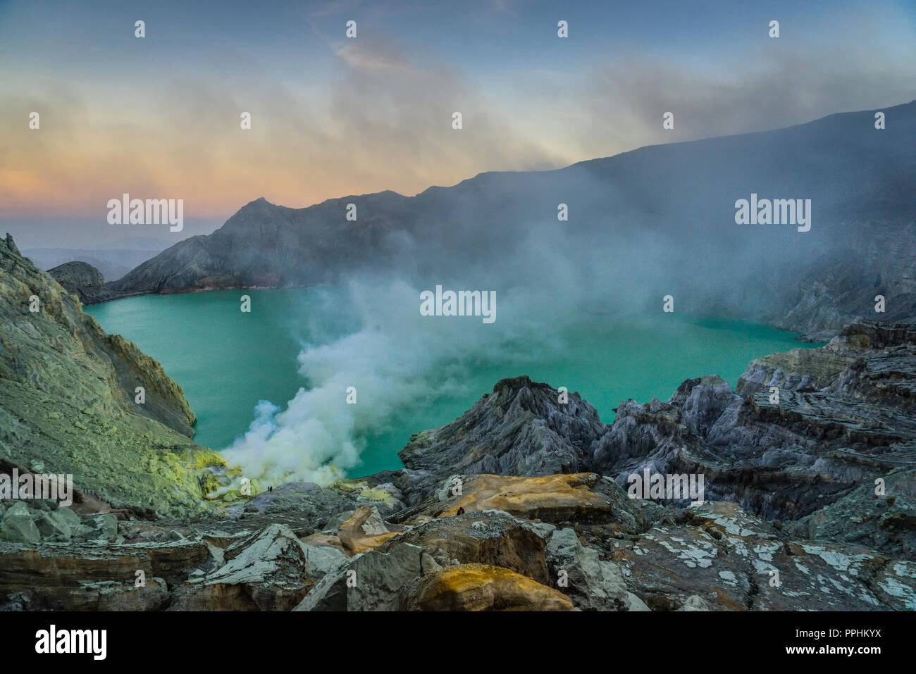 Kawah ijen volcano, java, indonesia hi-res stock photography and images ...