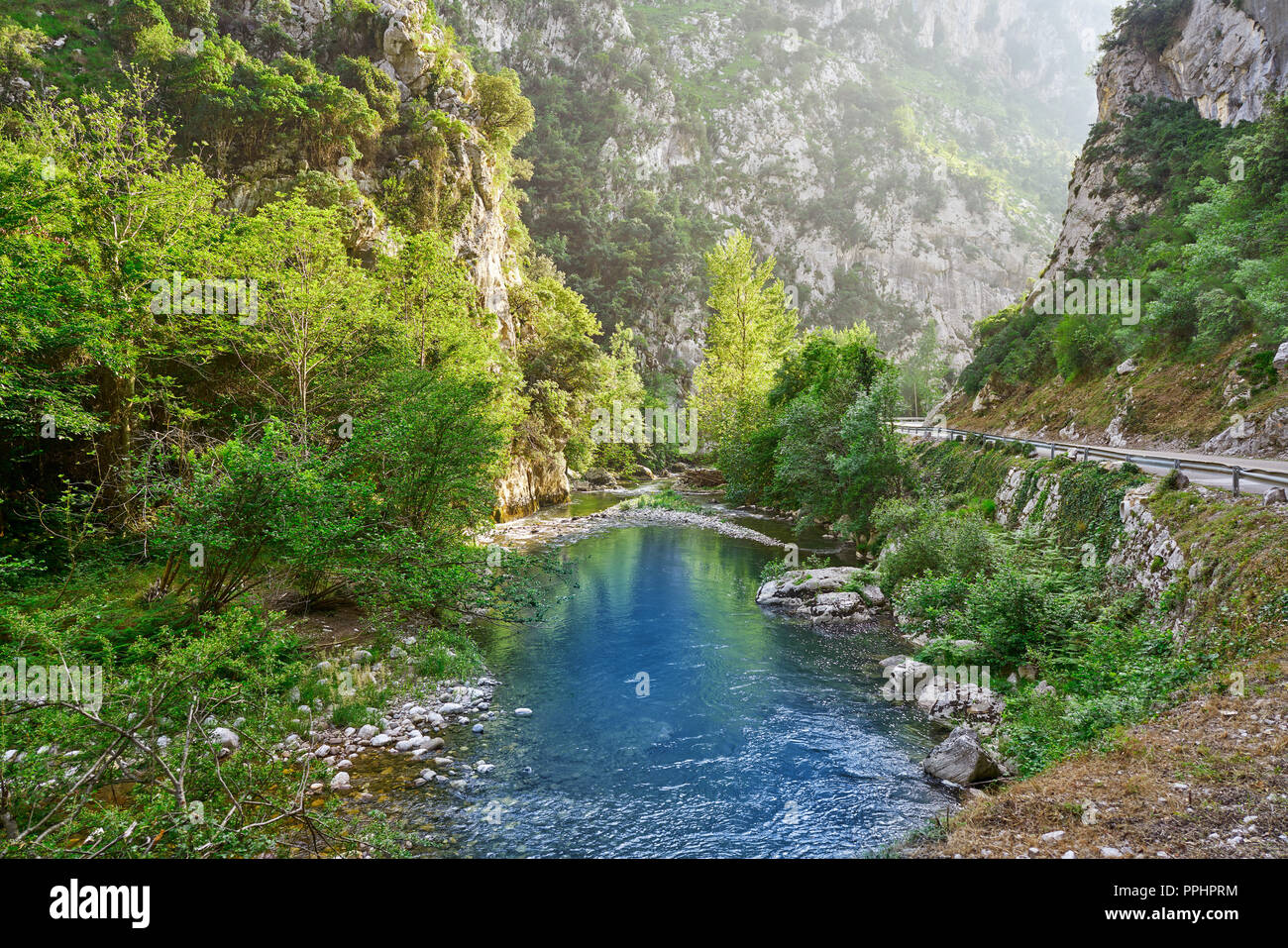 River Deva Spain High Resolution Stock Photography and Images - Alamy