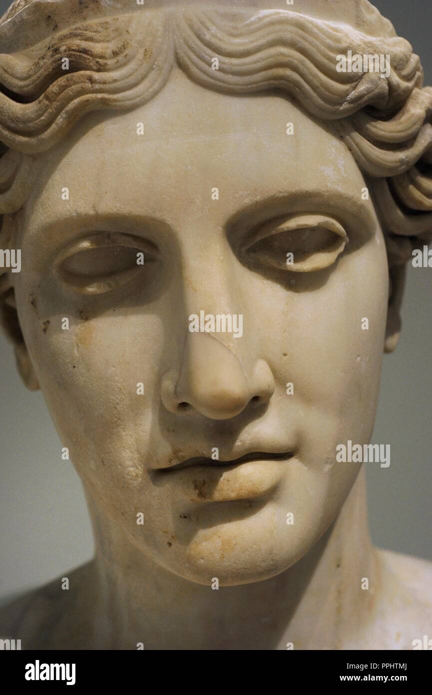 Artemis greek goddess face hi-res stock photography and images - Alamy