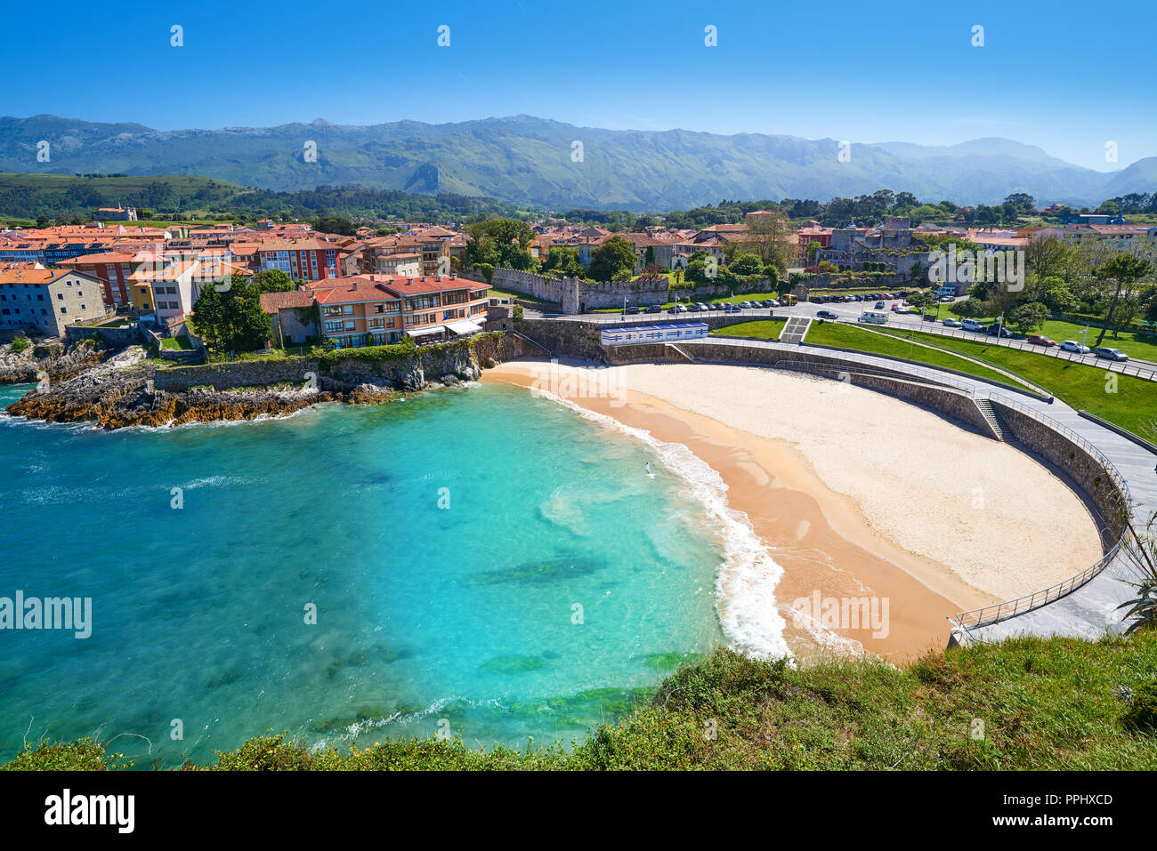 Sablon beach llanes hi-res stock photography and images - Alamy