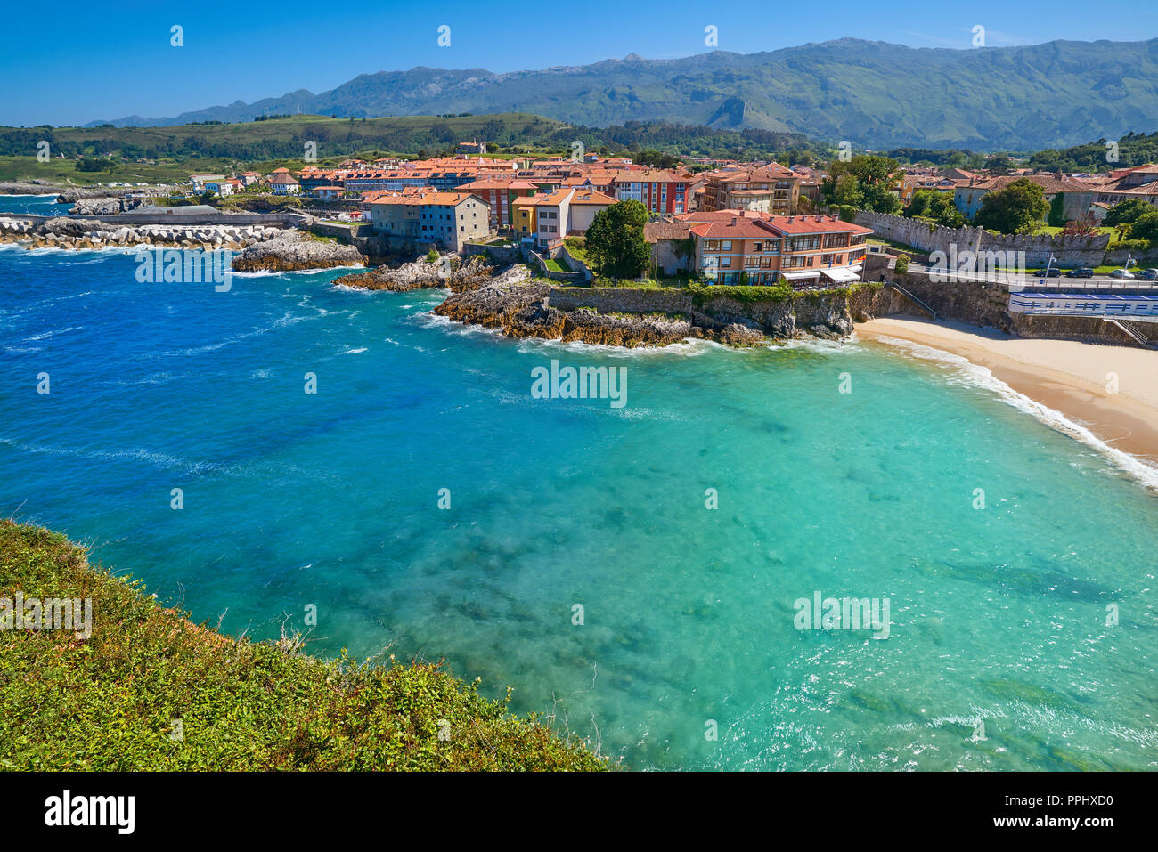 Sablon beach llanes hi-res stock photography and images - Alamy