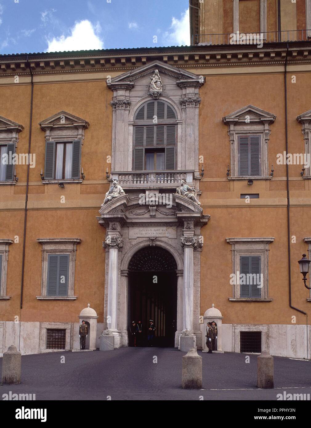 Fachada Del Palacio Del Quirinale Roma 2,476 Imágenes, Fotos De