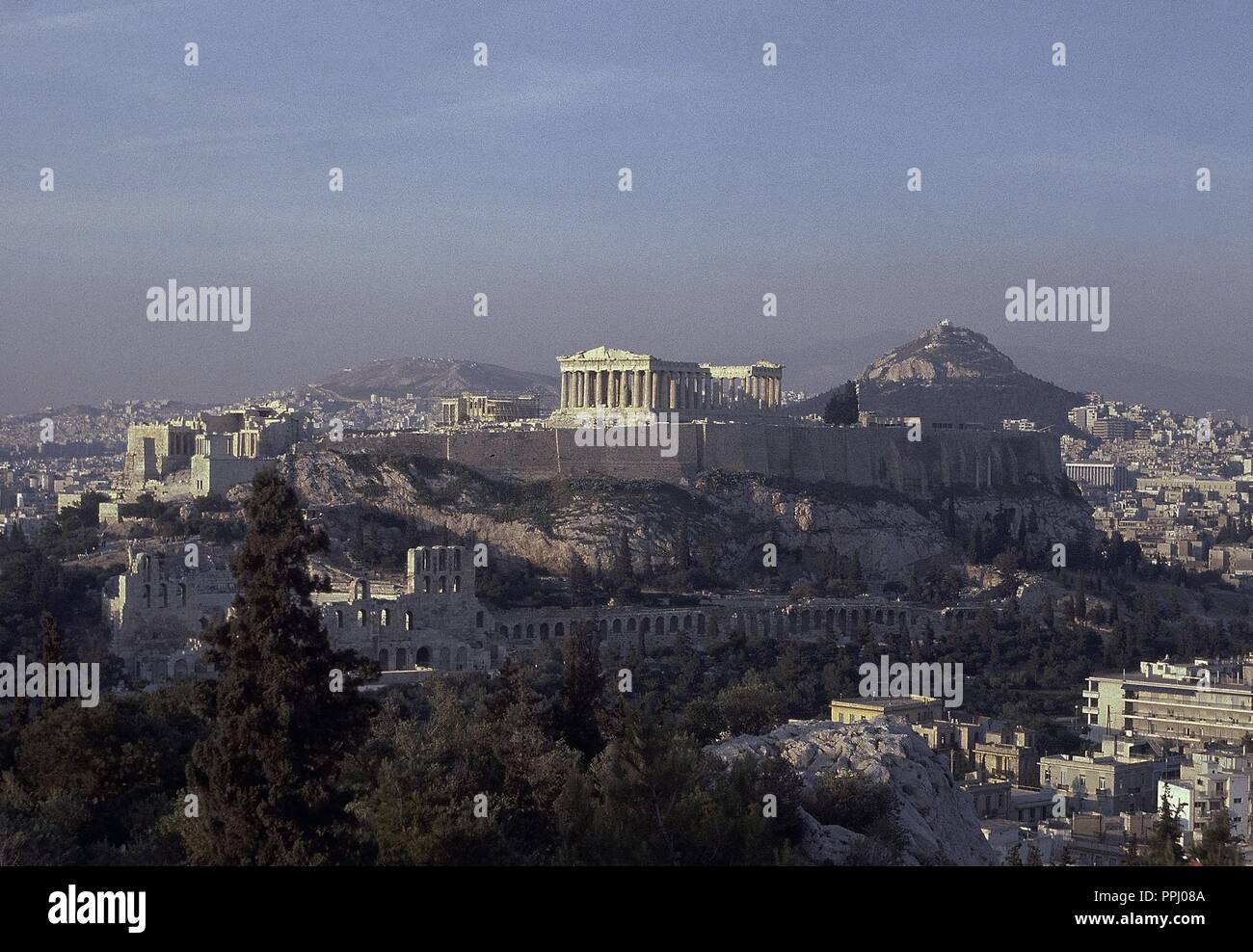 LA ACROPOLIS VISTA DESDE EL MUSEION. Location: ACROPOLIS. GREECE Stock ...