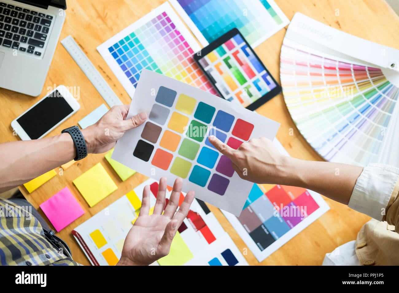 Professional Creative architect graphic desiner occupation choosing the ...