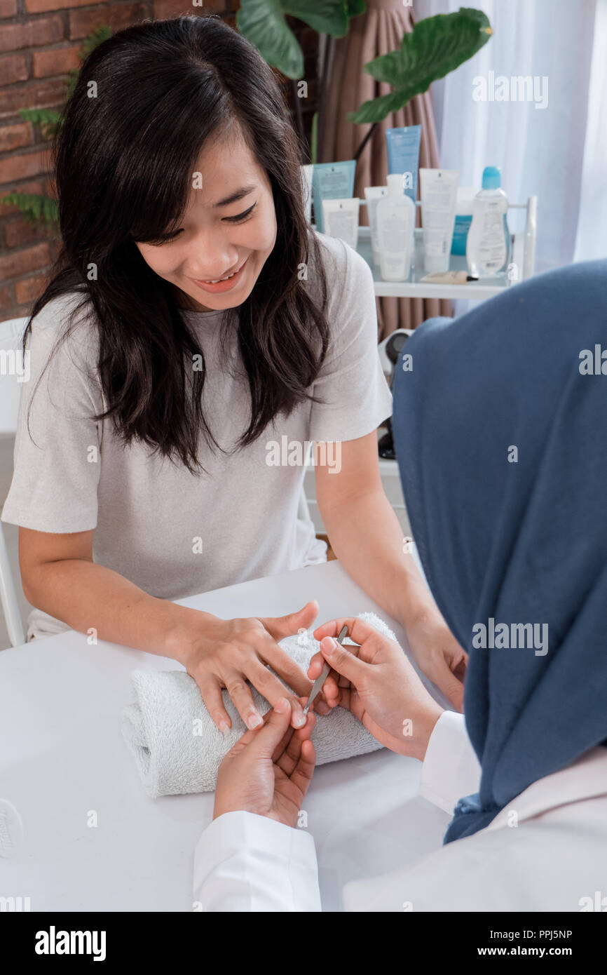 Muslim doctor therapy hi-res stock photography and images - Alamy