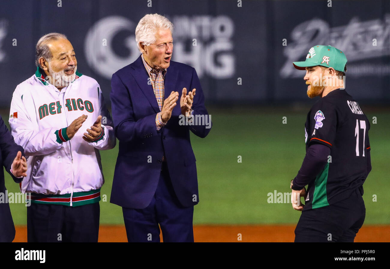 Carlos Bremer, Carlos Slim, Bill Clinton, former president of the ...