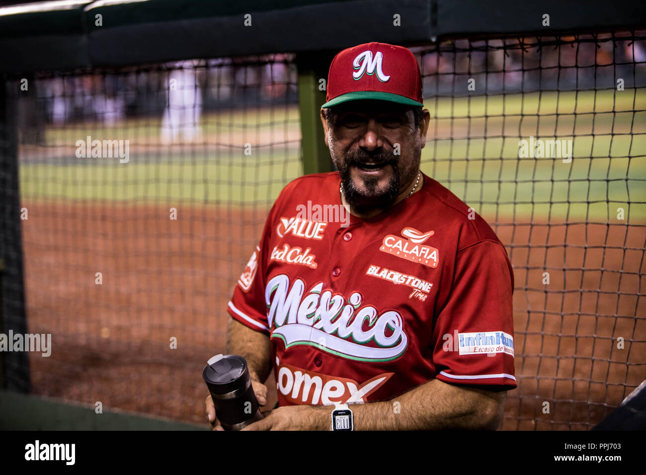 Benjamin Hill manager de Mexico durante la Serie del Caribe . Baseball ...