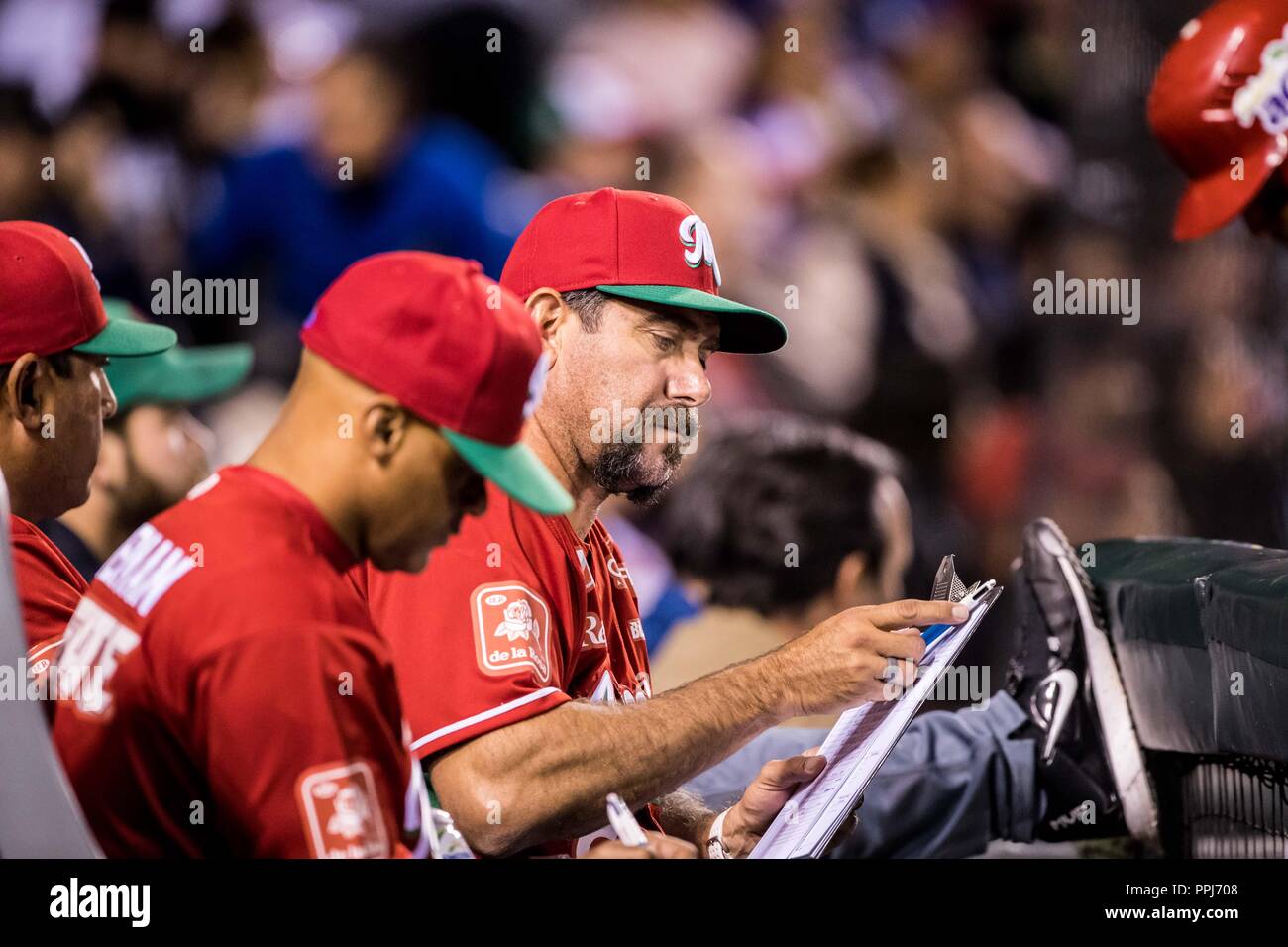 Benjamin Hill manager de Mexico durante la Serie del Caribe . Baseball ...