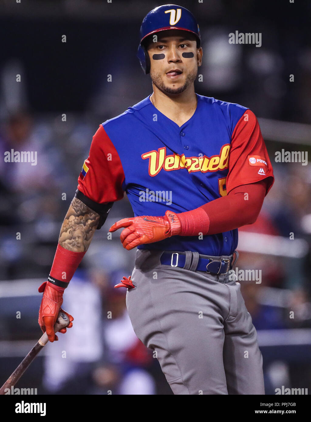 Venezuela world baseball classic hi-res stock photography and images ...